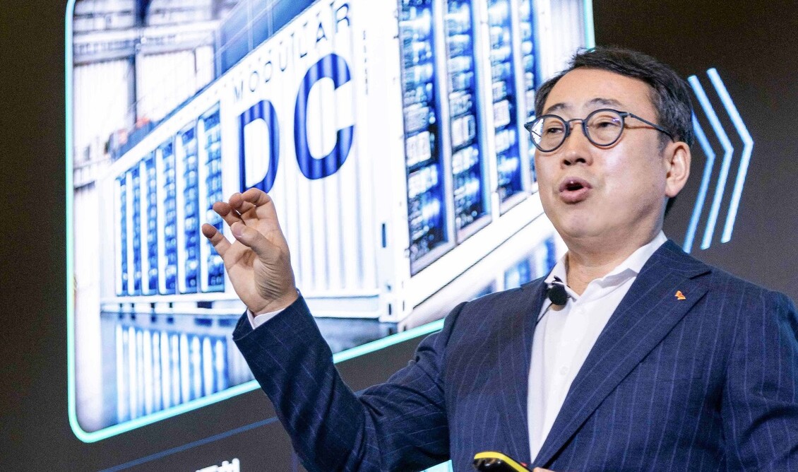 유영상 SKT CEO, “AI 데이터센터 토털 솔루션시장 공략...AI B2B·B2C 사업 수익낼 것”